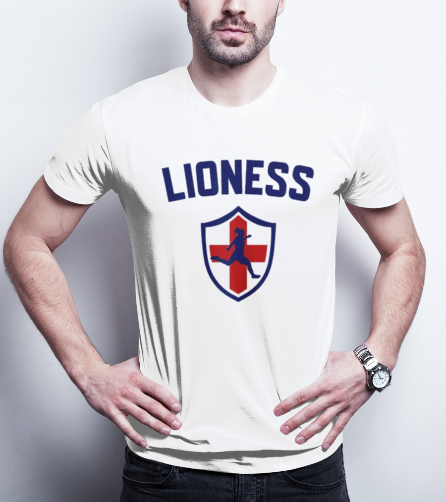 LIONESS England Team Crest Soccer Player Emblem T-Shirt