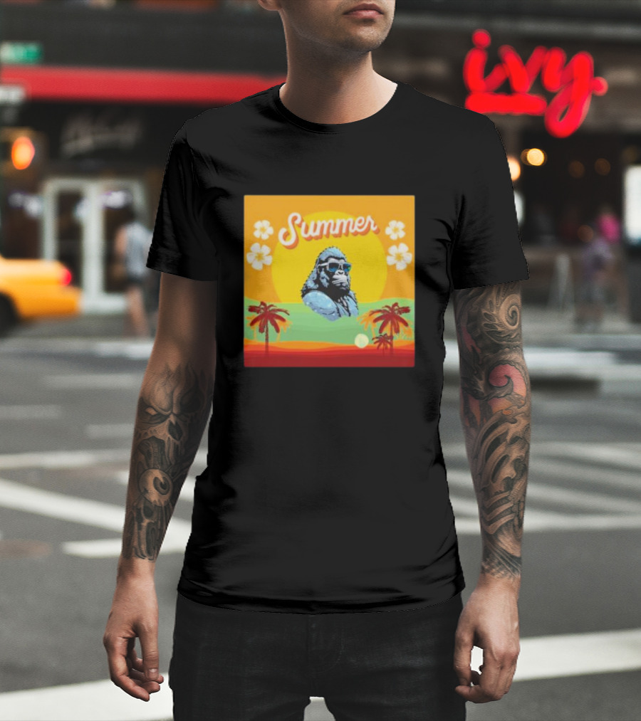 Summer Gorilla Beach Palm Trees Sun Vintage Retro T-Shirt