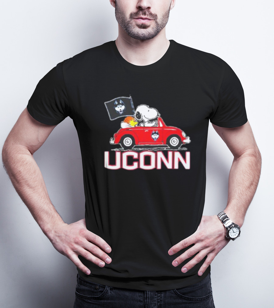 UCONN Huskies Snoopy And Woodstock Driving Red Car With Flag T-Shirt