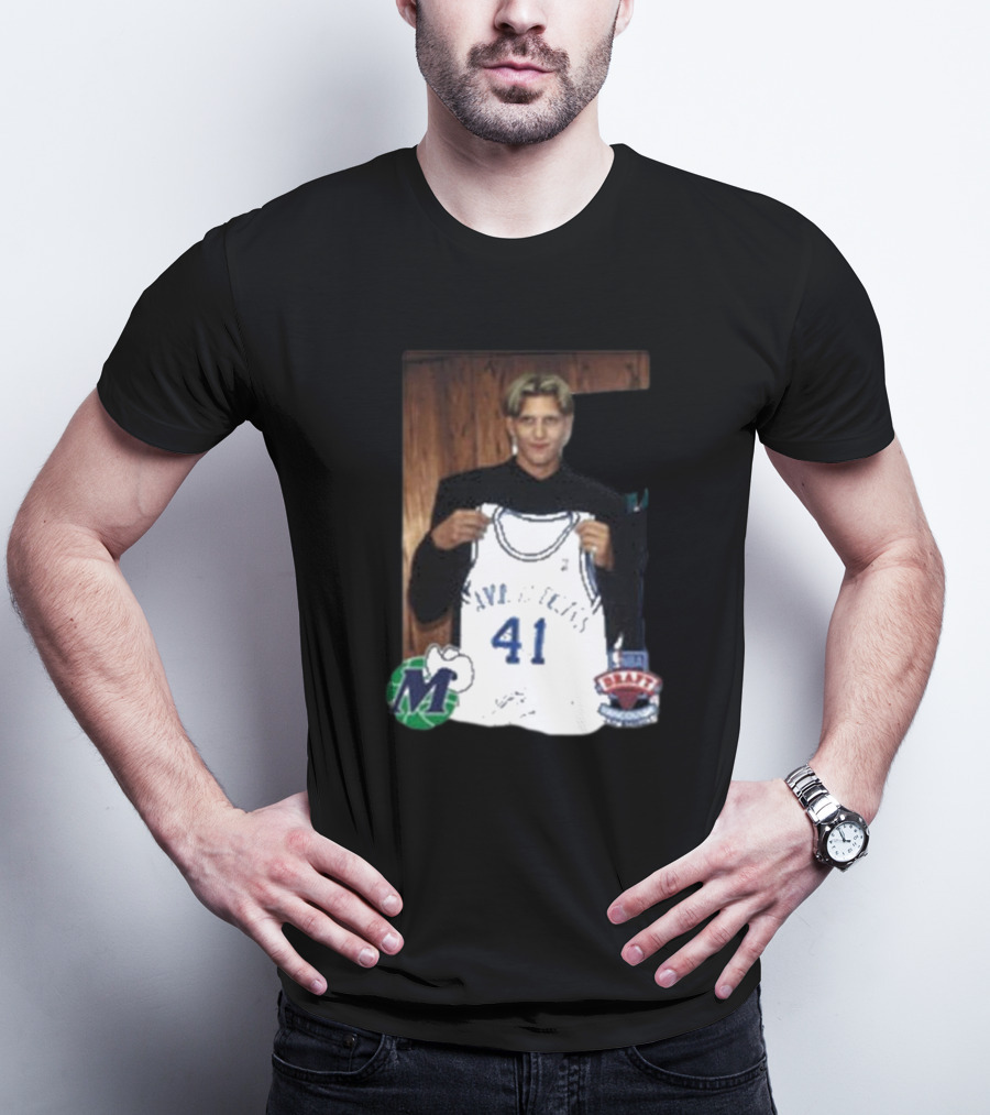 Luka Doncic Dirk Nowitzki Mavericks 41 NBA Draft Jersey Photo T-Shirt