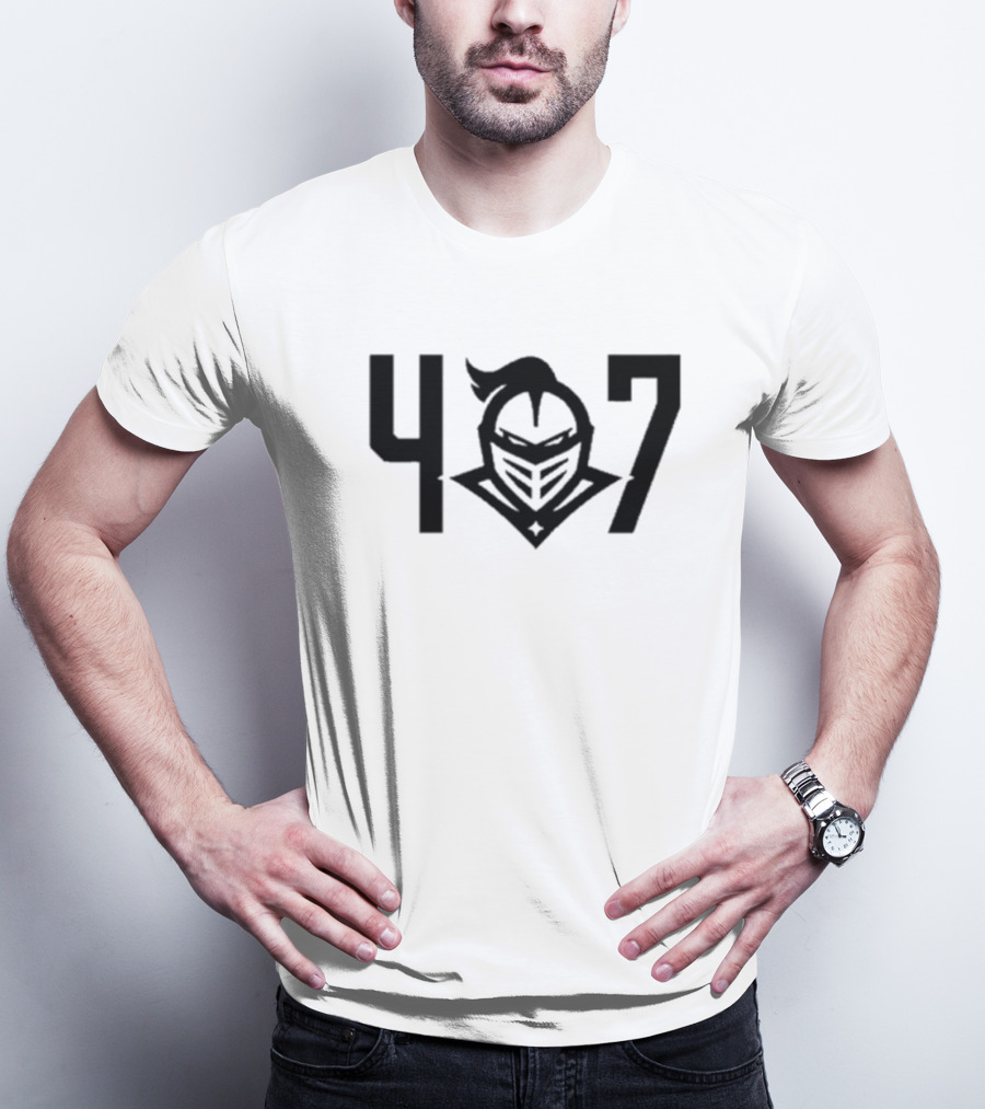 UCF Knights 407 Icon With Medieval Helmet Emblem T-Shirt