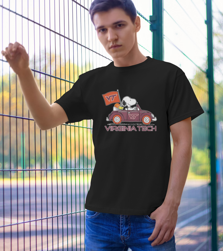 Virginia Tech Hokies Snoopy VT Car Flag Fan T-Shirt
