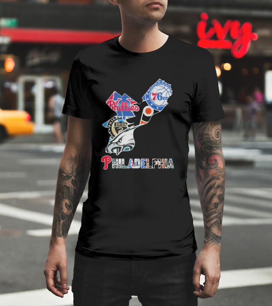 Philadelphia Eagles Phillies 76ers Union Flyers T-Shirt