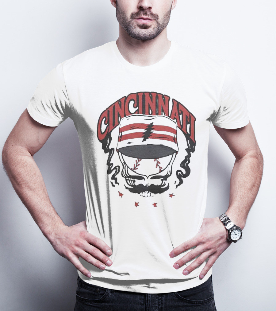 Cincinnati Reds Grateful Dead Skull Collaboration T-Shirt