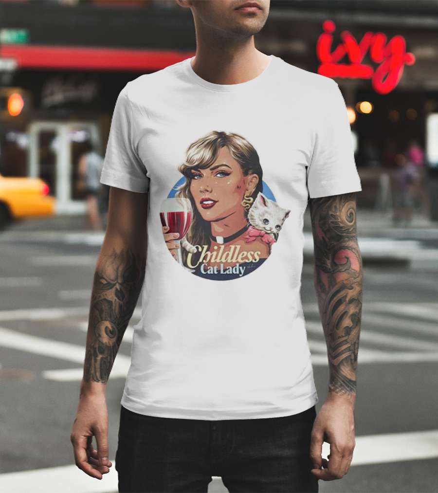 Childless Cat Lady Wine And Kitty T-Shirt