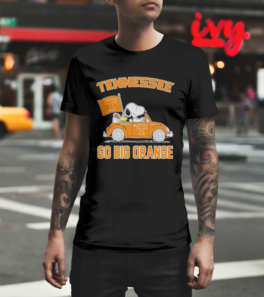 Tennessee Volunteers Snoopy Woodstock Car Go Big Orange T-Shirt
