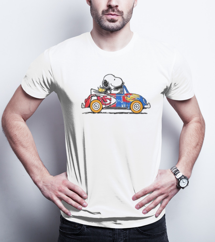 Snoopy And Woodstock Driving Kansas City Chiefs And Kansas Jayhawks Car T-Shirt