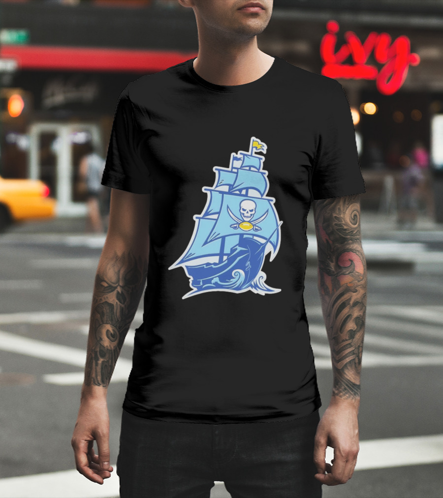 Tampa Bay Buccaneers Rays Ship Skull NFL MLB Mashup T-Shirt