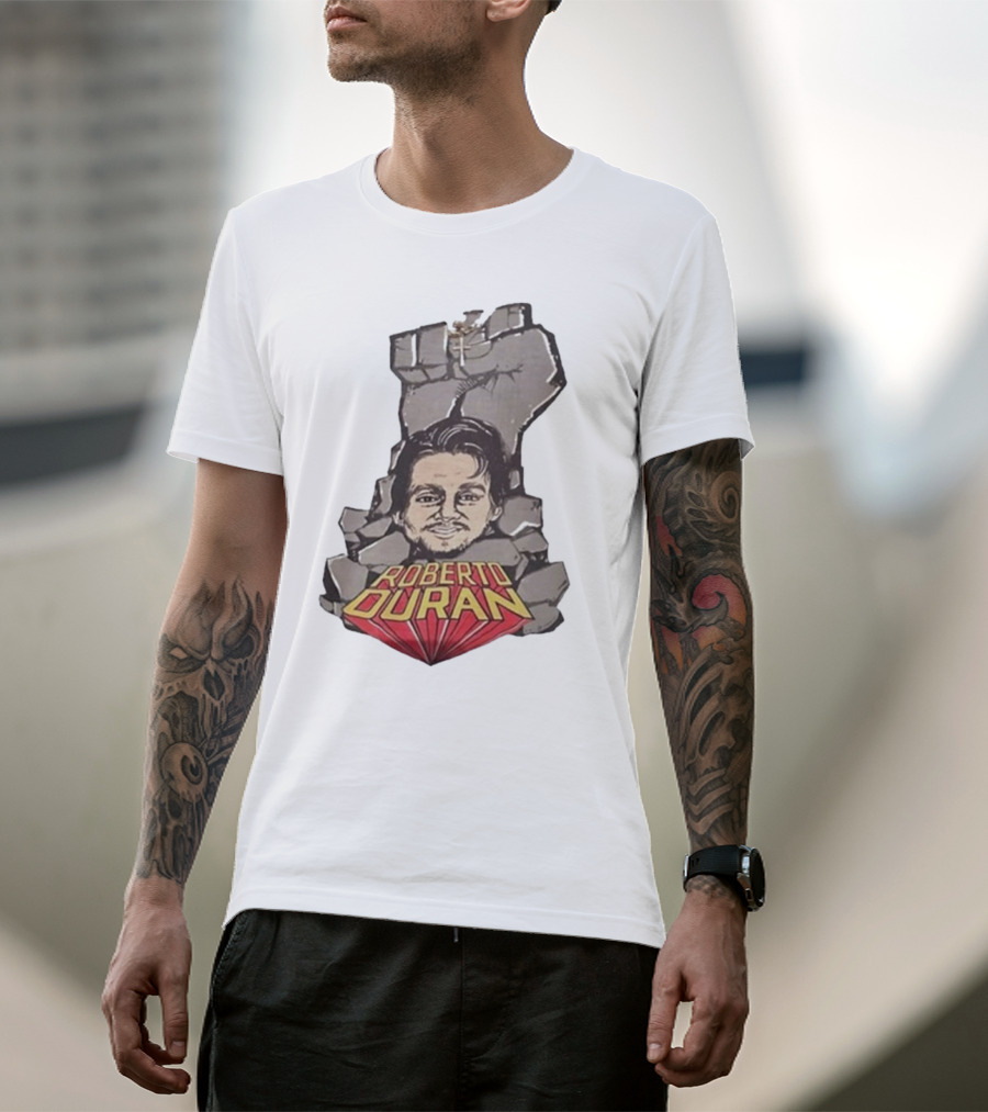 Roberto Duran Fist Breaking Through Vintage Boxing T-Shirt