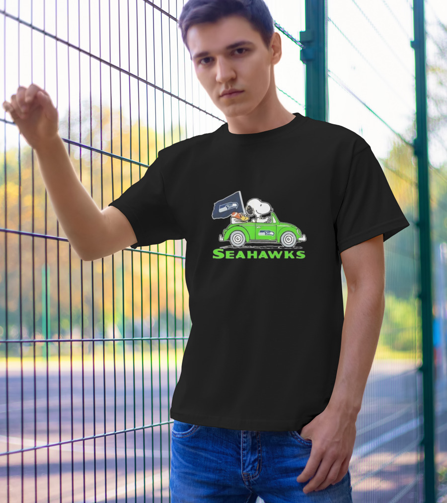 Snoopy And Woodstock Driving Seattle Seahawks Car T-Shirt