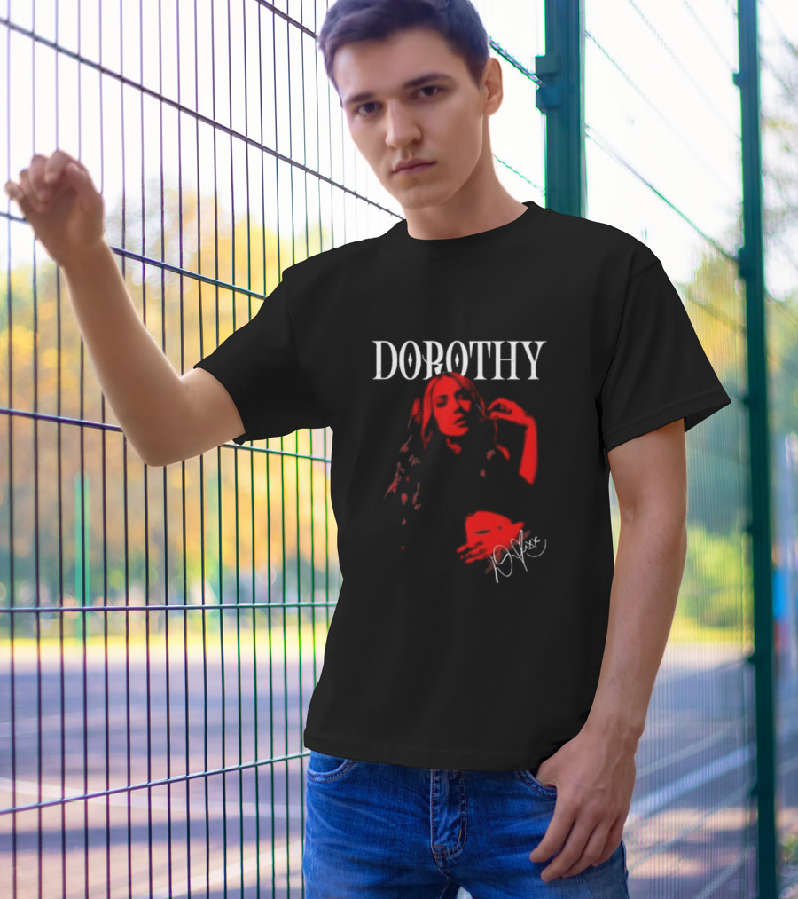 Dorothy Red Portrait Signature T-Shirt