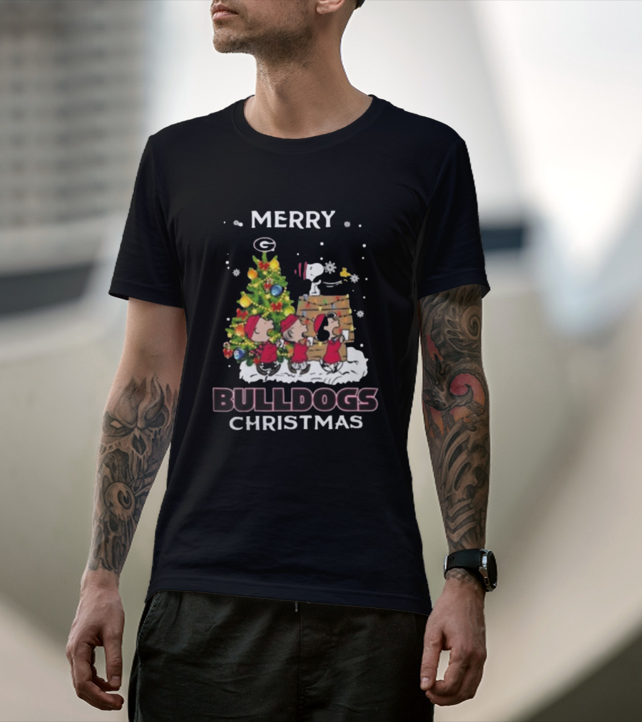 Merry Georgia Bulldogs Snoopy Christmas T-Shirt