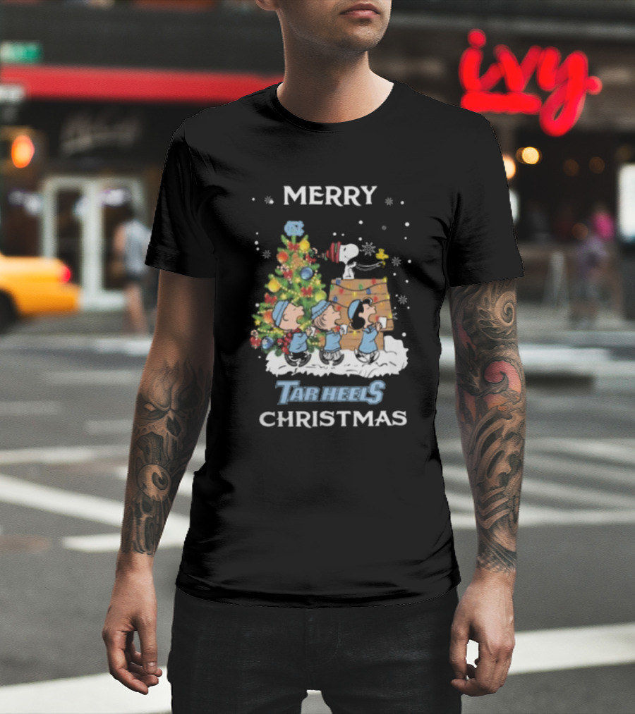 Merry Christmas North Carolina Tar Heels Snoopy And Friends T-Shirt
