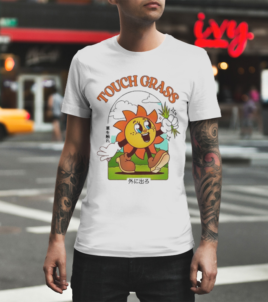 Touch Grass Retro Sun Character Outdoors Japanese Text T-Shirt