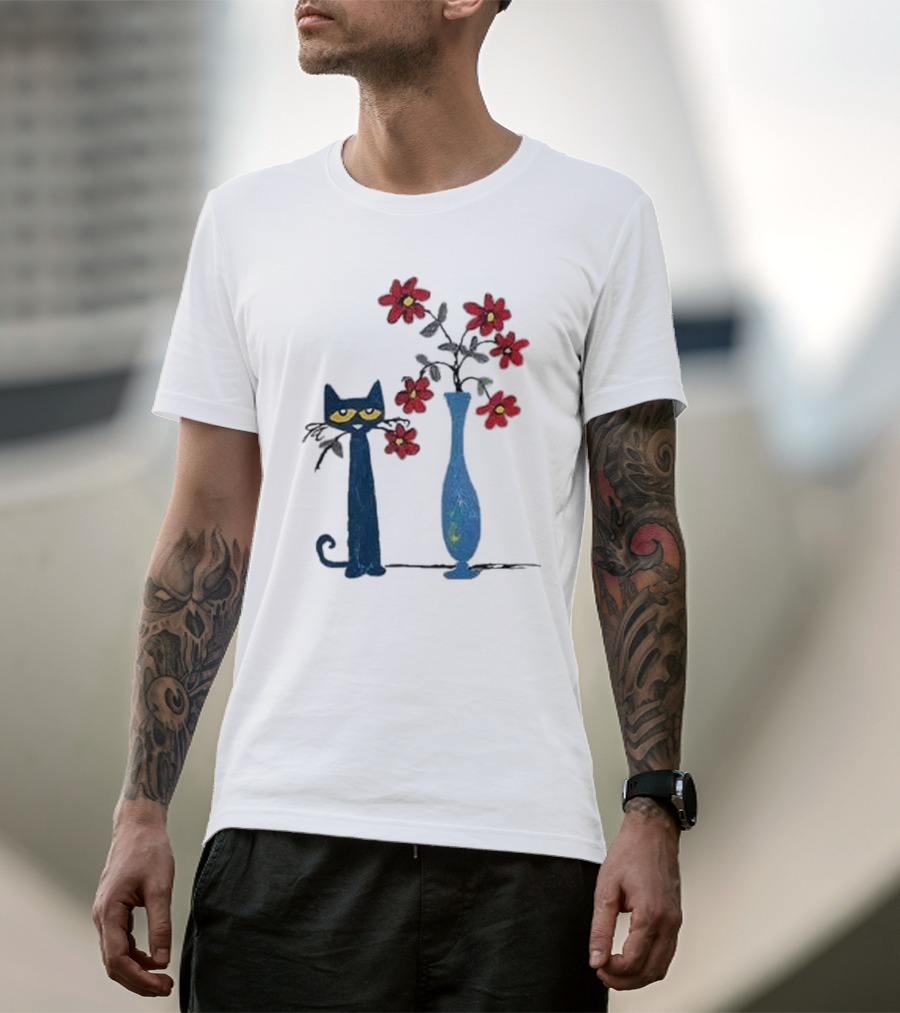 Pete The Cat And Red Flowers In Blue Vase T-Shirt