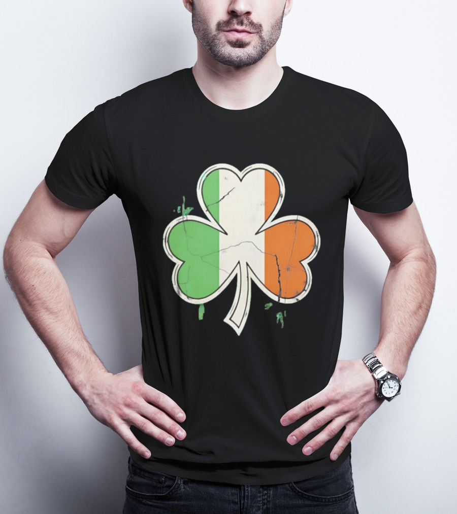 St Patrick's Day Shamrock With Italy Flag T-Shirt