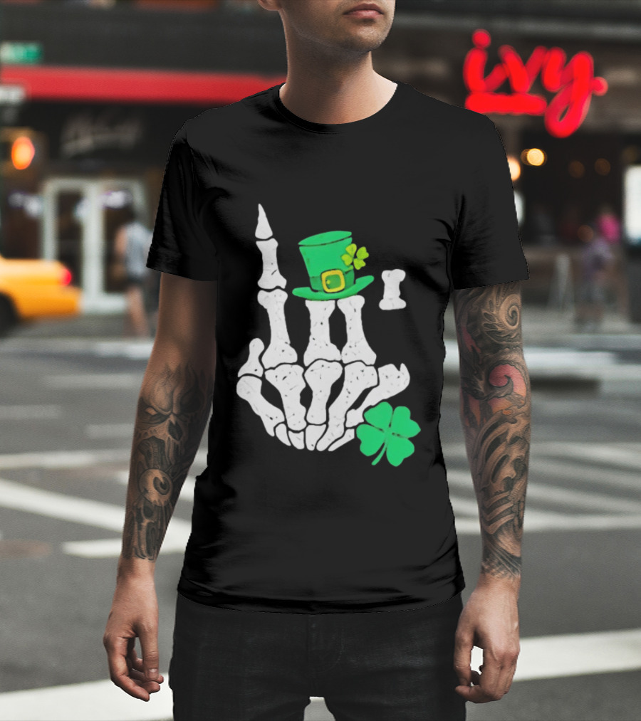 Skeleton Hand With Leprechaun Hat And Shamrock St Patricks Day T-Shirt