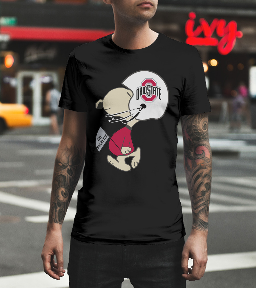 Snoopy Ohio State Buckeyes Go Buckeyes Football Helmet T-Shirt