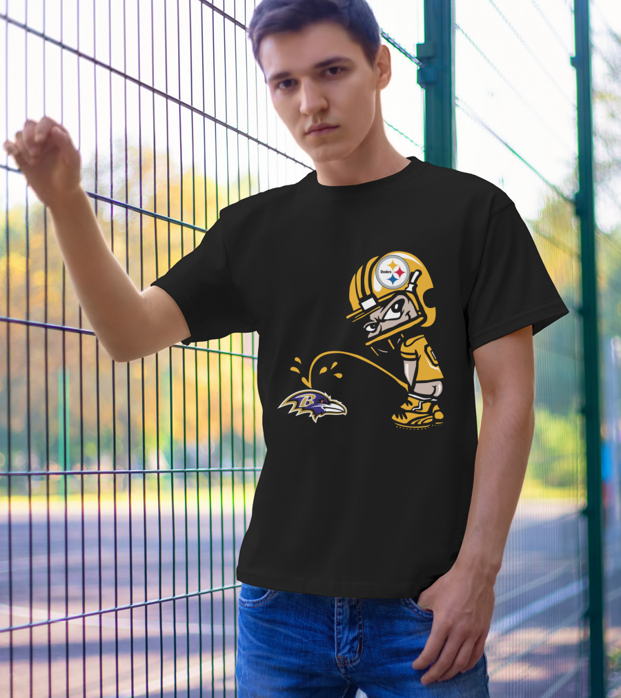 Pittsburgh Steelers Fan And Baltimore Ravens Rivalry Cartoon T-Shirt