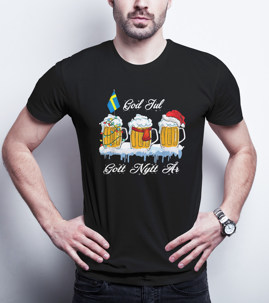 God Jul Gott Nytt År Swedish Christmas Beer Mugs With Santa Hat And Flag T-Shirt