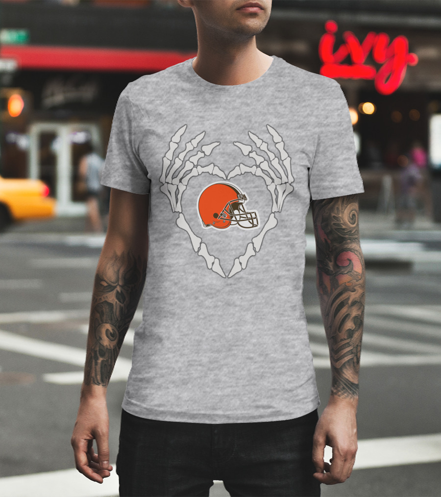 Cleveland Browns Helmet Skeleton Heart T-Shirt