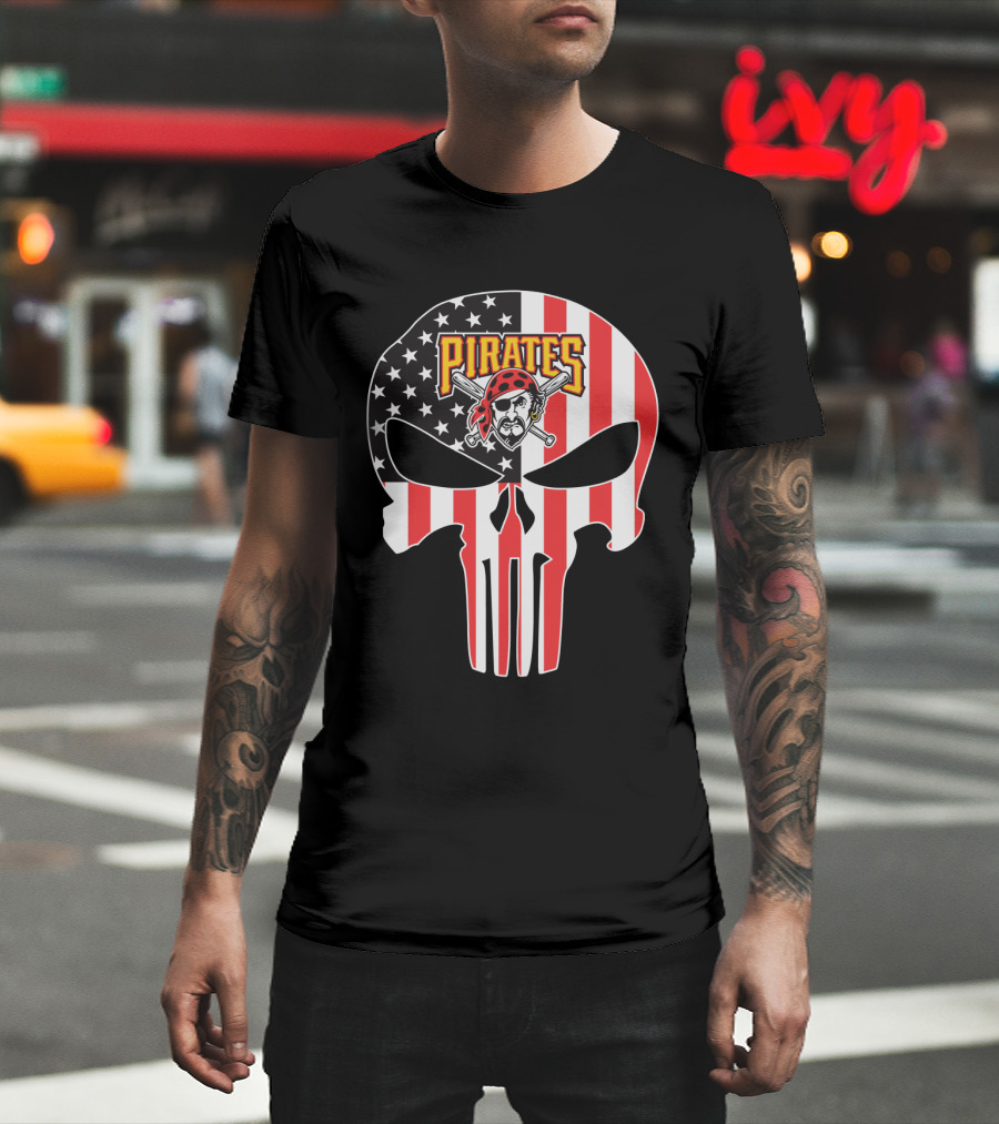 Pirates Skull American Flag T-Shirt