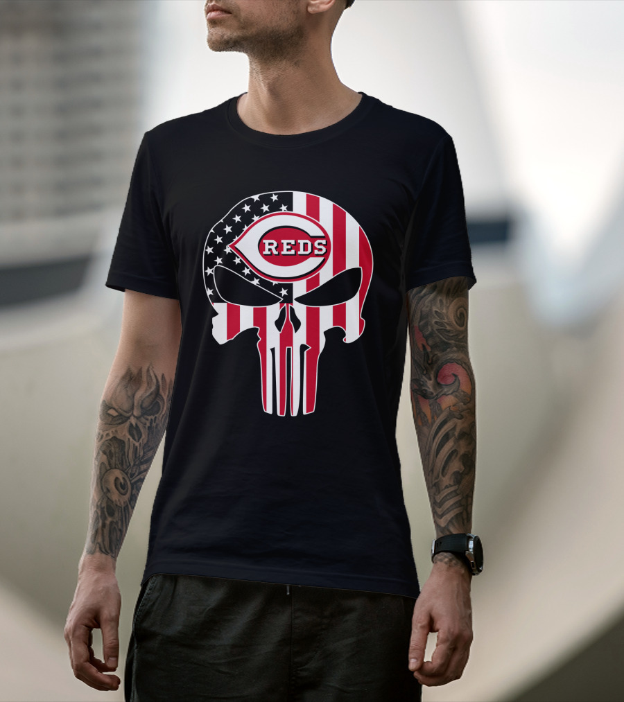 Cincinnati Reds American Flag Skull T-Shirt