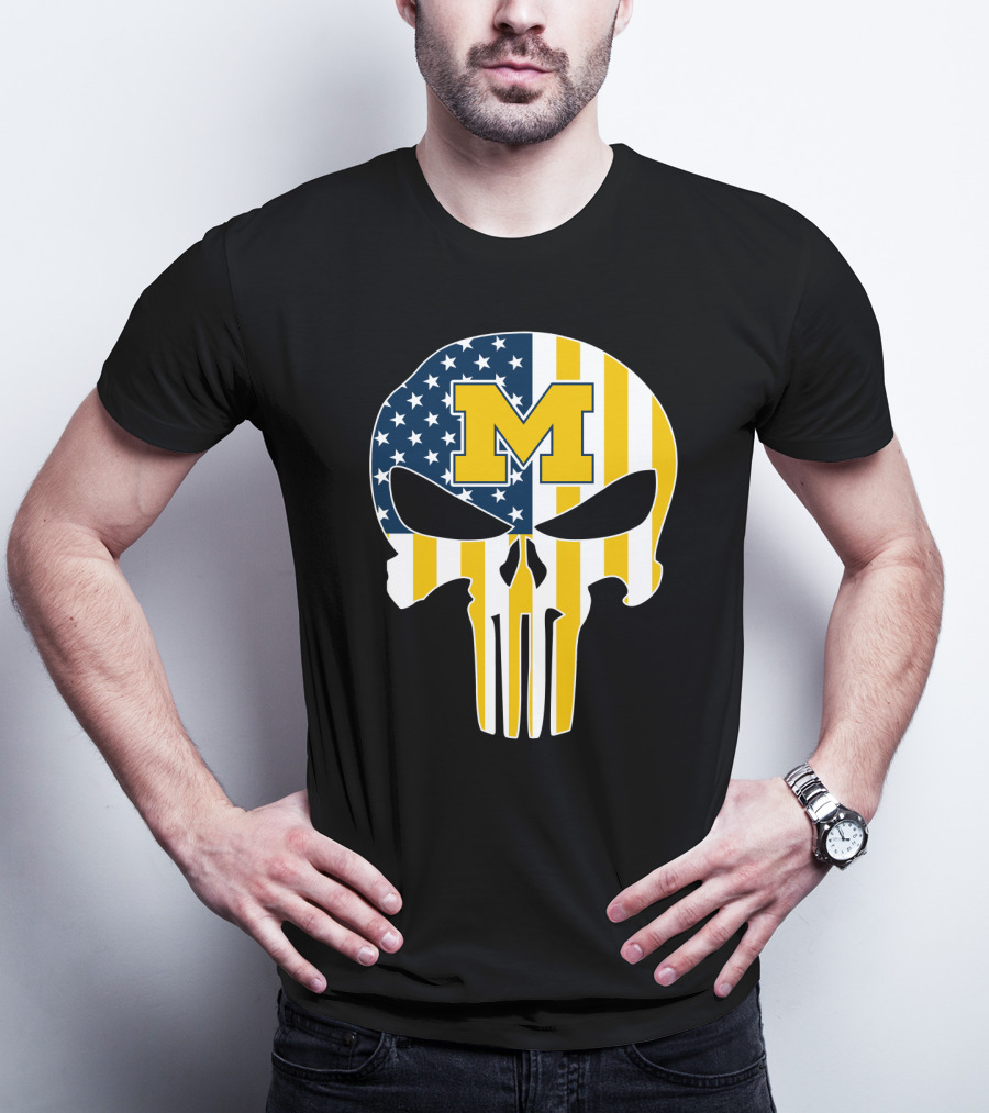 Michigan Wolverines M Logo Skull American Flag T-Shirt