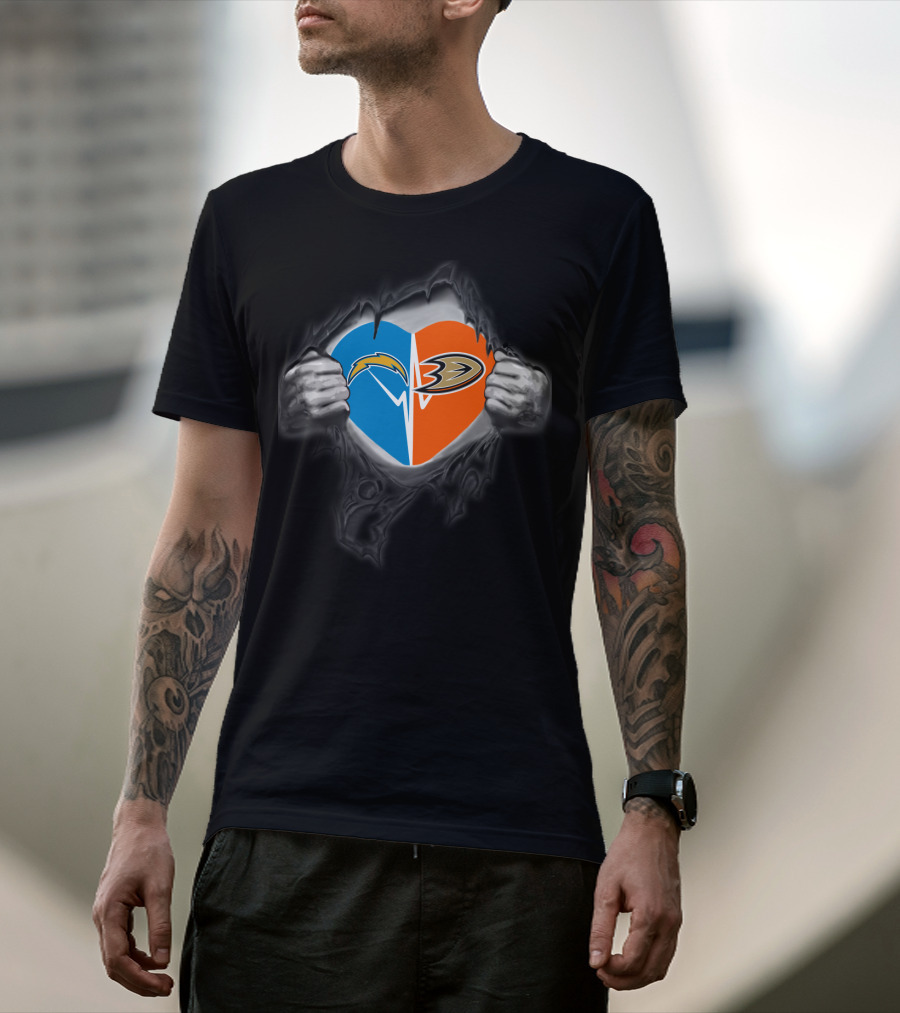 Chargers Anaheim Ducks Heart Hands T-Shirt