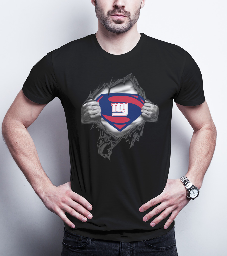 Ny Giants Superman Logo Ripped Chest T-Shirt