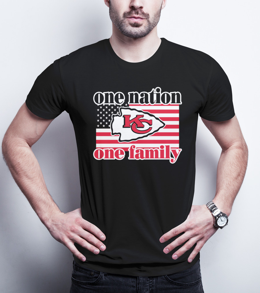 One Nation One Family Kansas City Chiefs Usa Flag T-Shirt