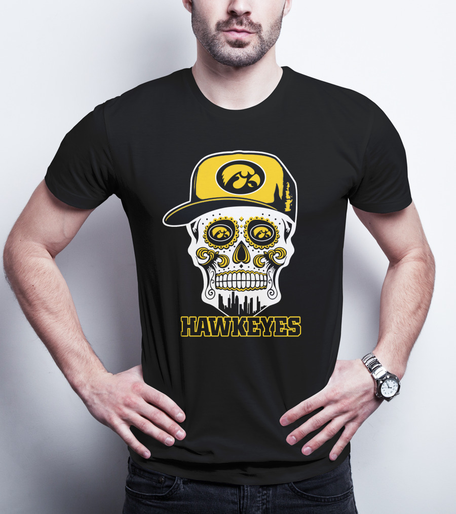 Iowa Hawkeyes Skull With Cap And City Skyline T-Shirt