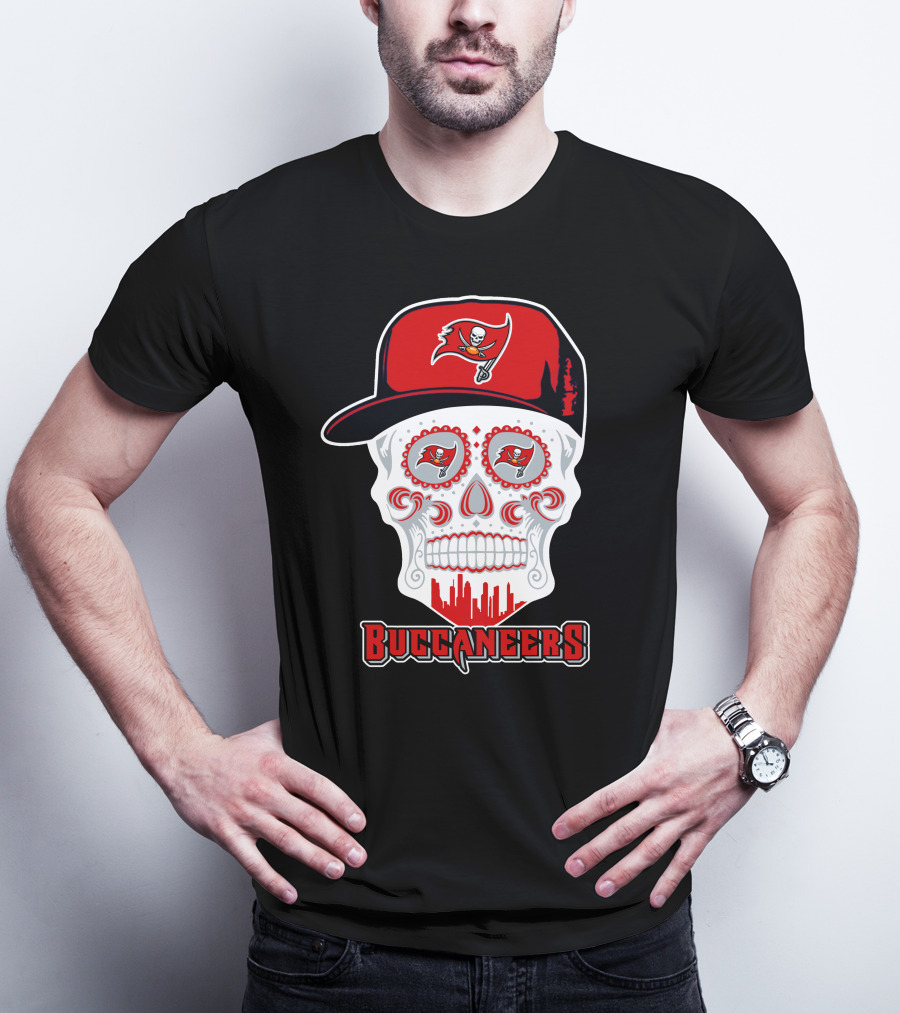 Tampa Bay Buccaneers Skull With Hat T-Shirt