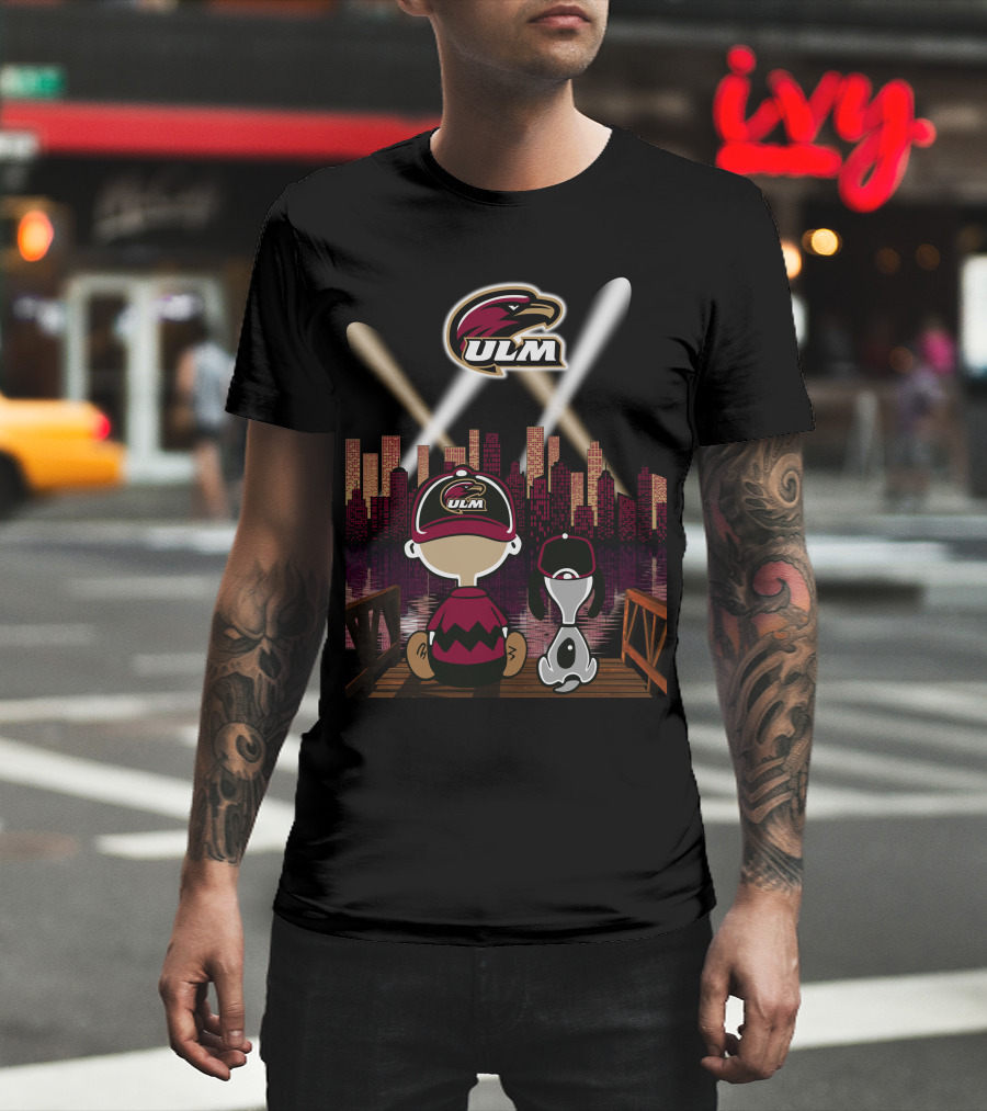 Ulm Warhawks City Skyline Night Lights Retro Style T-Shirt