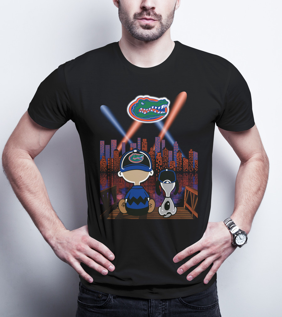 Florida Gators Cityscape At Night With Mascot And Skyline T-Shirt