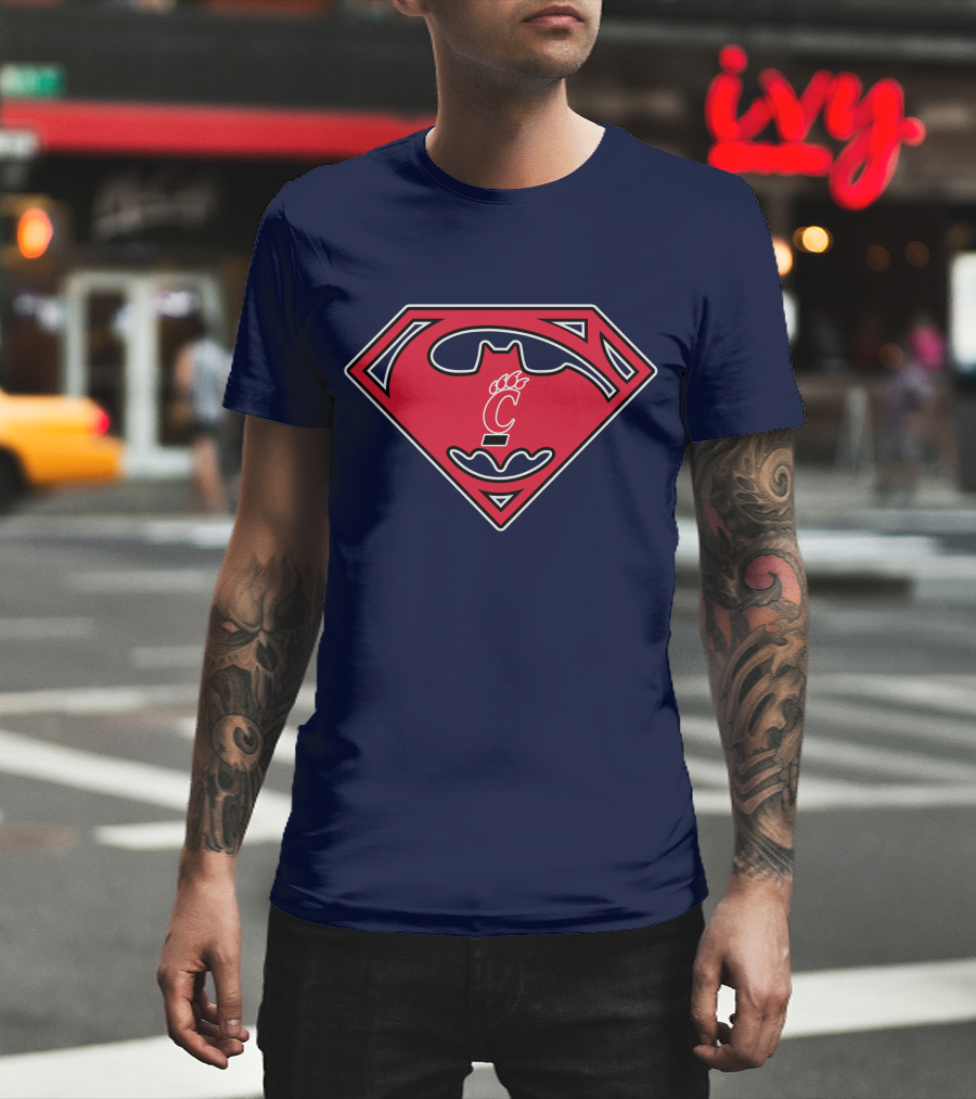 Cincinnati Bearcats Superhero Logo 1984 T-Shirt