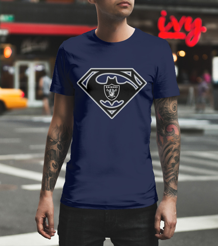 Oakland Raiders Raiders Bat Shield T-Shirt
