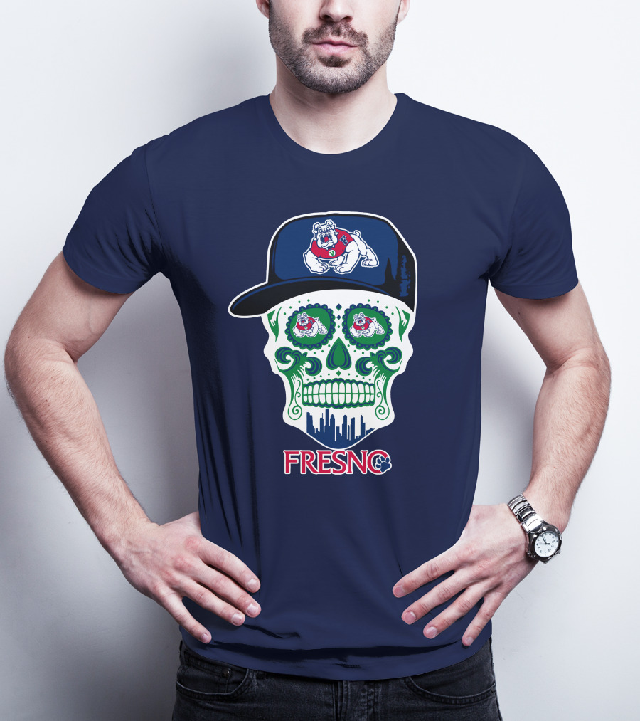 Fresno State Bulldogs Skull Artwork With Bulldog Hat And City Skyline T-Shirt