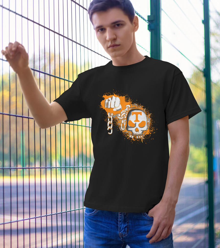 Tennessee Volunteers Skull T Logo Chain Fist Orange Splatter T-Shirt