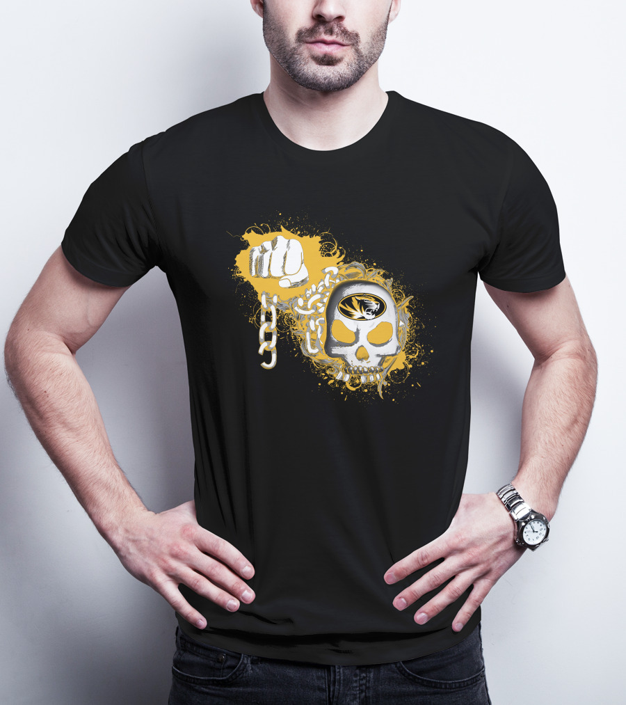 Missouri Tigers Skull Fist Chain Emblem T-Shirt