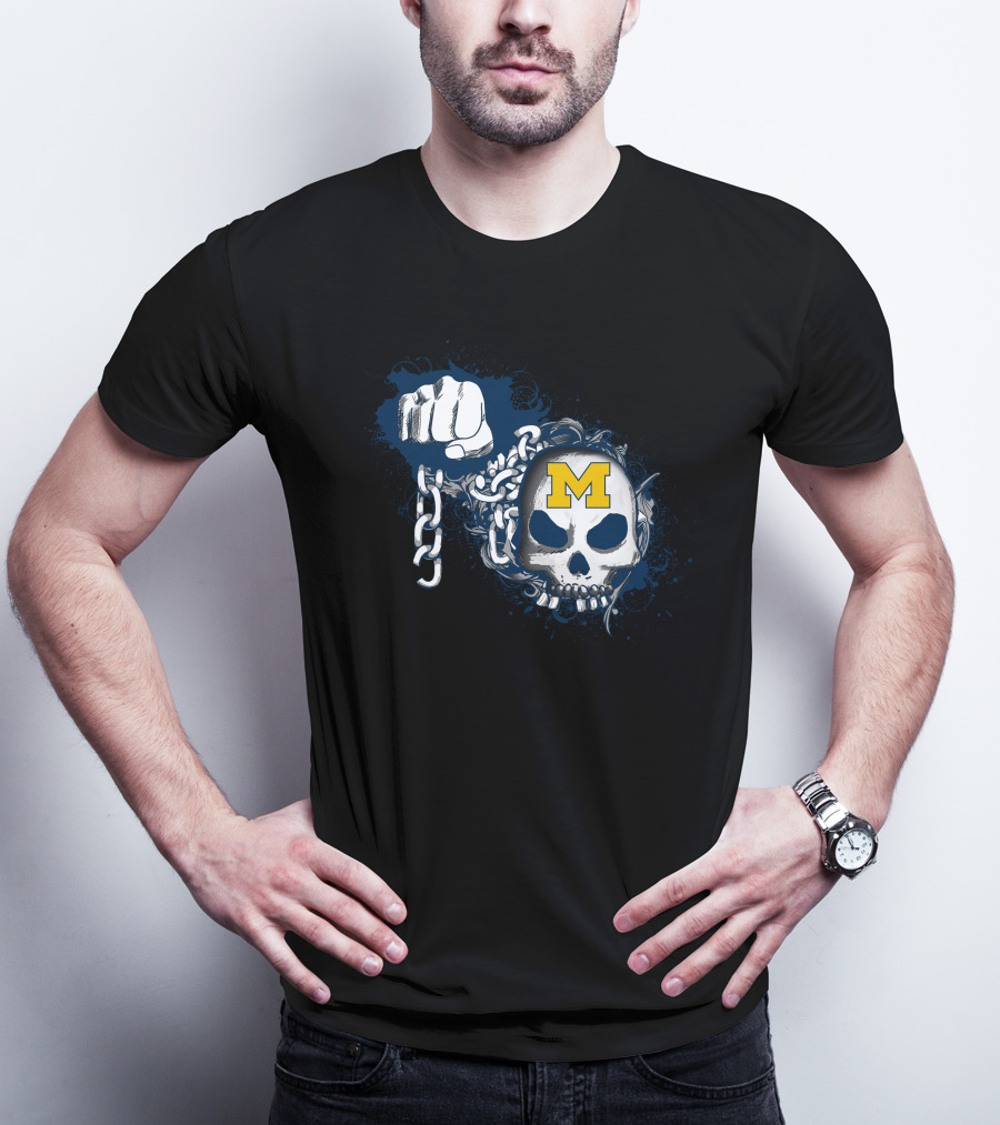 Michigan Wolverines Skull Logo With Chain And Fist T-Shirt