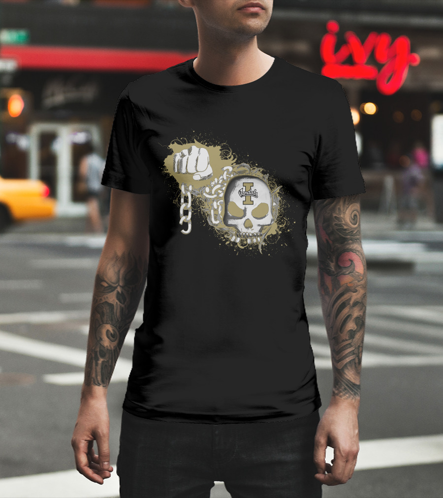 Vandals Skull Fist Chains Idaho T-Shirt