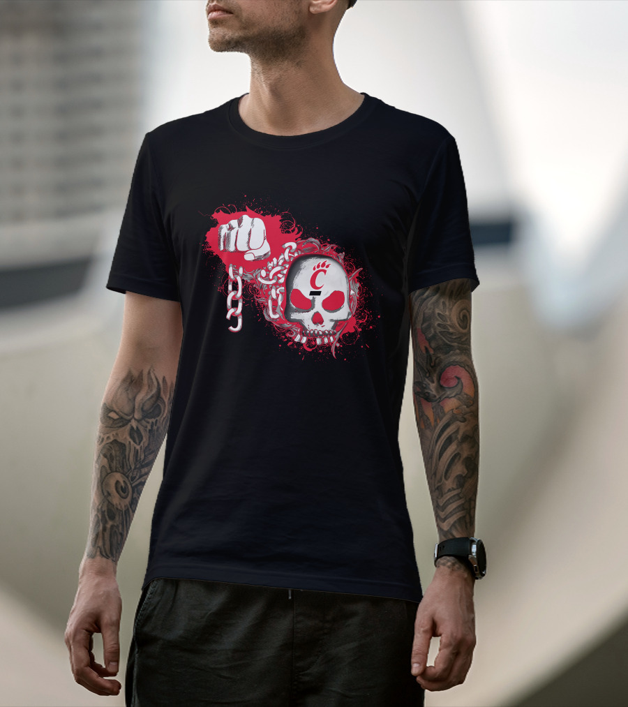 Cincinnati Bearcats Red Fist And Skull With Chains And Paw Print T-Shirt