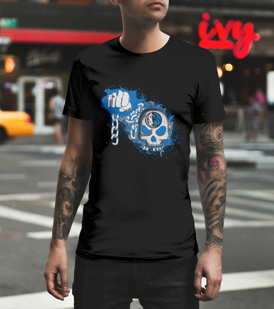 Dallas Mavericks Skull And Fist Chain T-Shirt