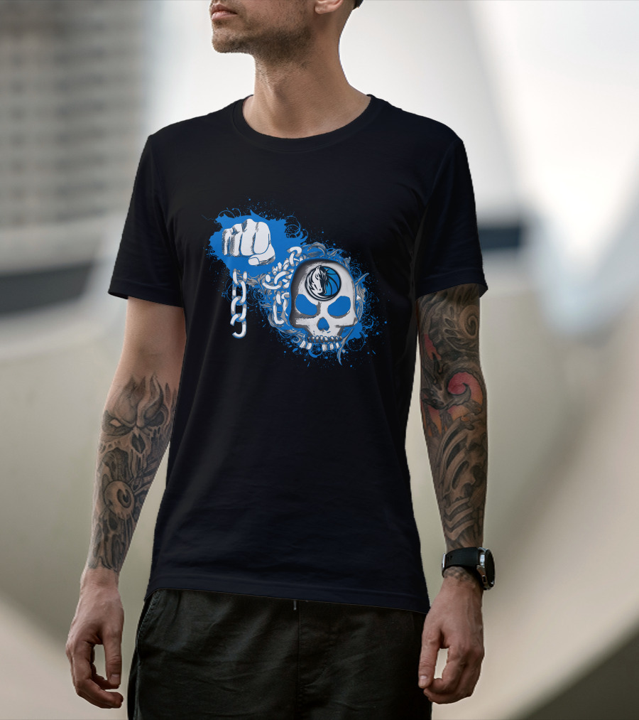 Dallas Mavericks Skull And Fist Chain T-Shirt