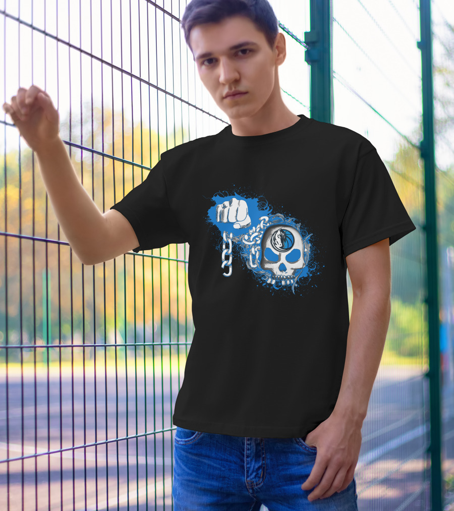 Dallas Mavericks Skull And Fist Chain T-Shirt