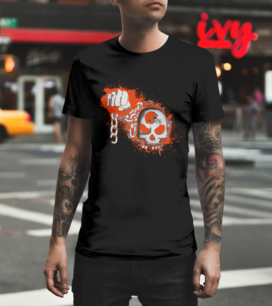 Cleveland Browns Skull Helmet Fist Chains T-Shirt