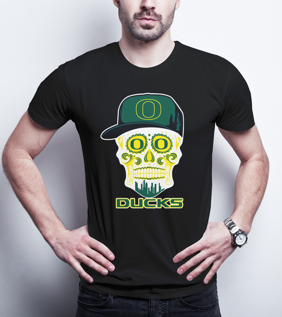 Oregon Ducks Skull With Hat And Cityscape T-Shirt