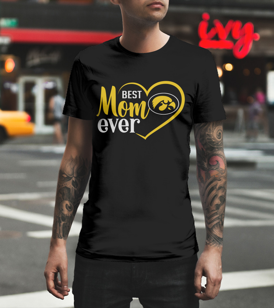 Iowa Hawkeyes Best Mom Ever Heart T-Shirt