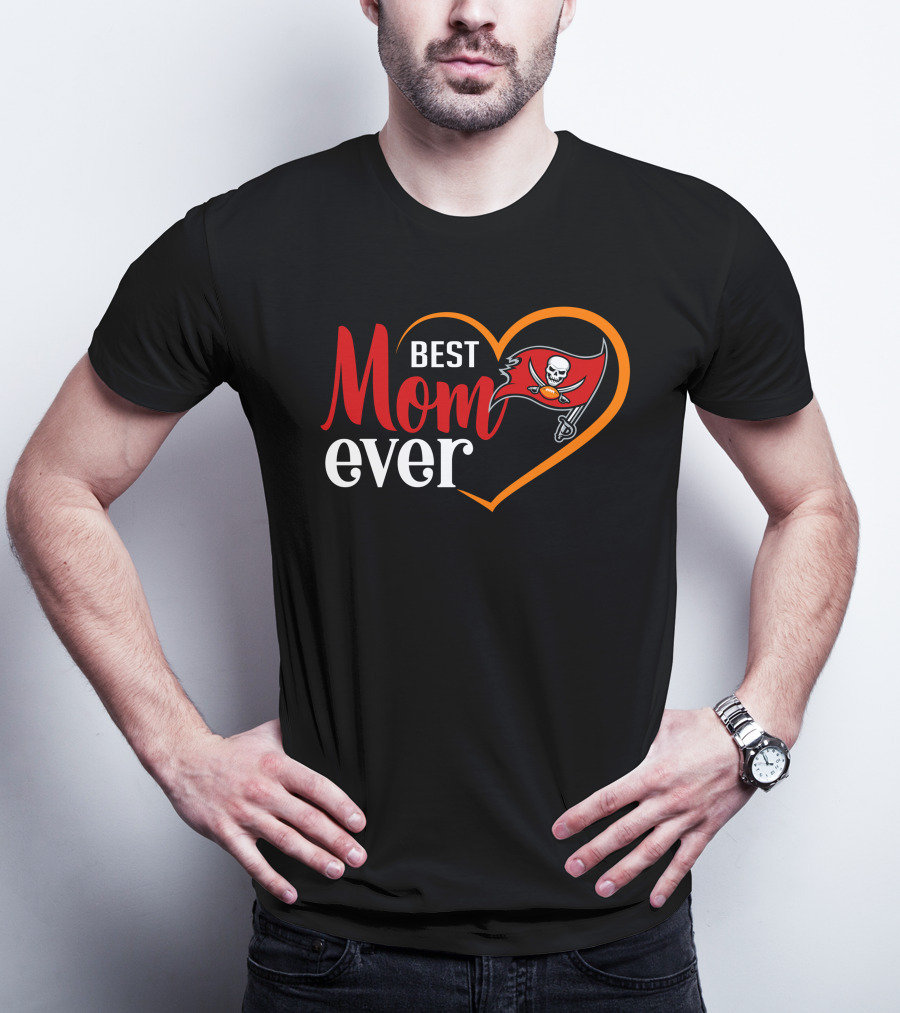 Tampa Bay Buccaneers Best Mom Ever Heart And Flag T-Shirt